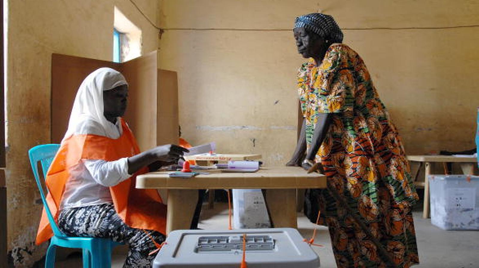 Education and electoral participation: Reported versus actual voting ...